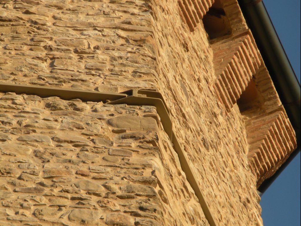 ITON Srl - Tiranti e cuciture armate in muratura